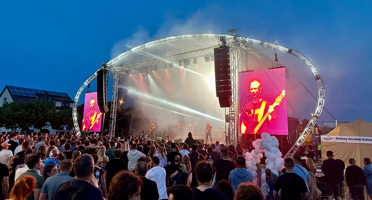 Dożynki Gminne w Kleszczowie na bogato. Święto plonów w “polskim ...